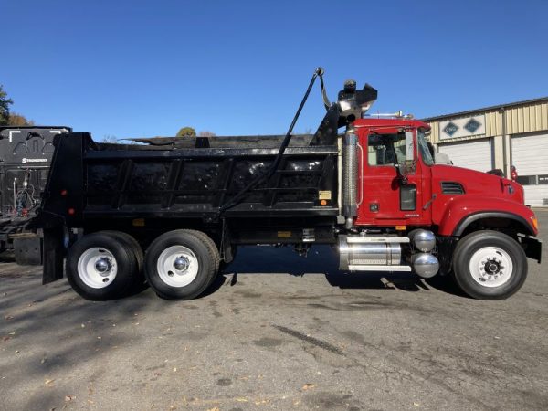 2006 MACK CV700 - Excel Truck Group