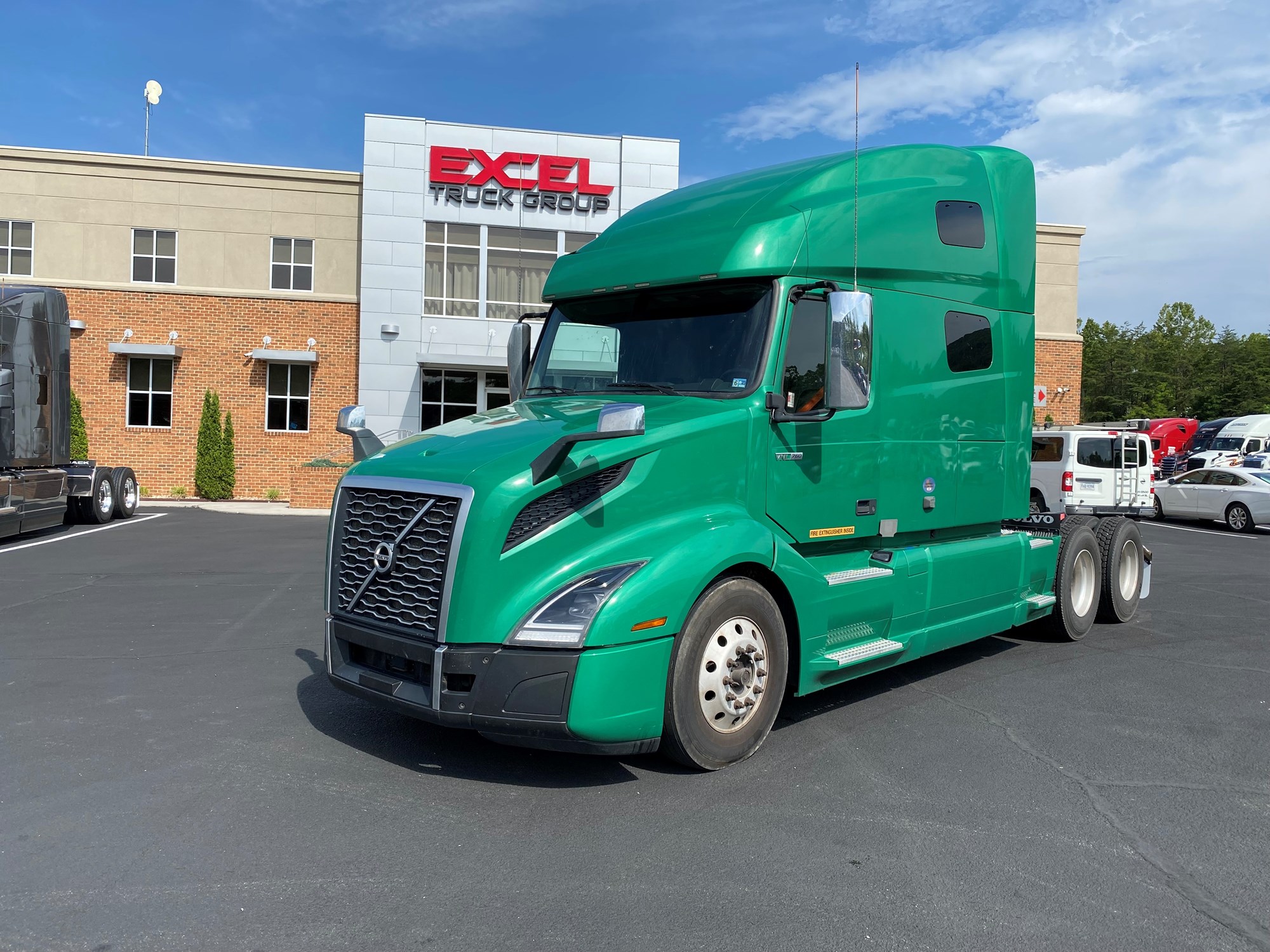 2018 VOLVO VNR - Excel Truck Group