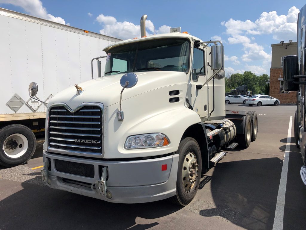 2015 MACK 600 - Excel Truck Group