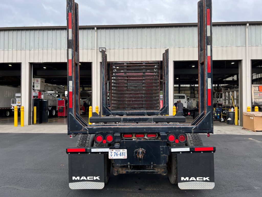 1998 MACK 700 - Excel Truck Group