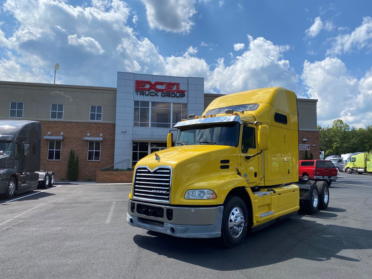 2015 MACK 600 - Excel Truck Group