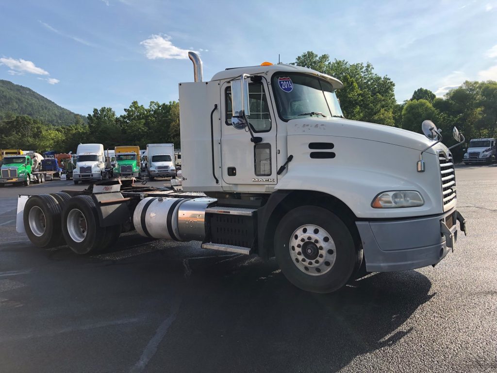 2015 Mack CXU613 - Excel Truck Group