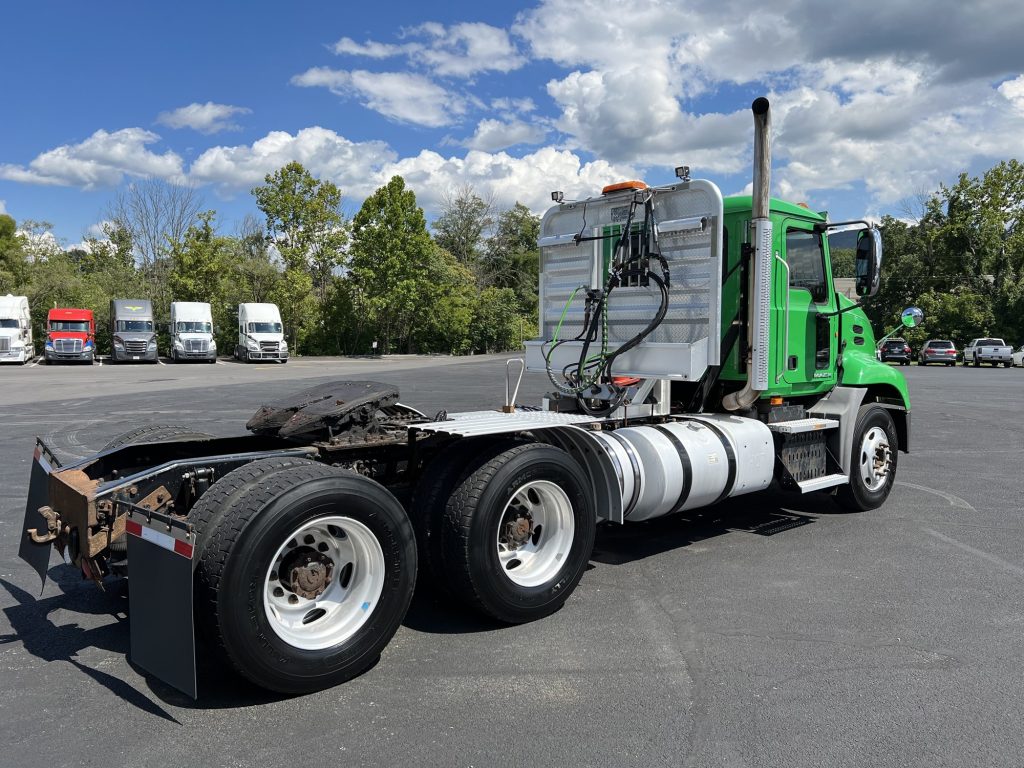 2013 Mack CXU 613 - Excel Truck Group