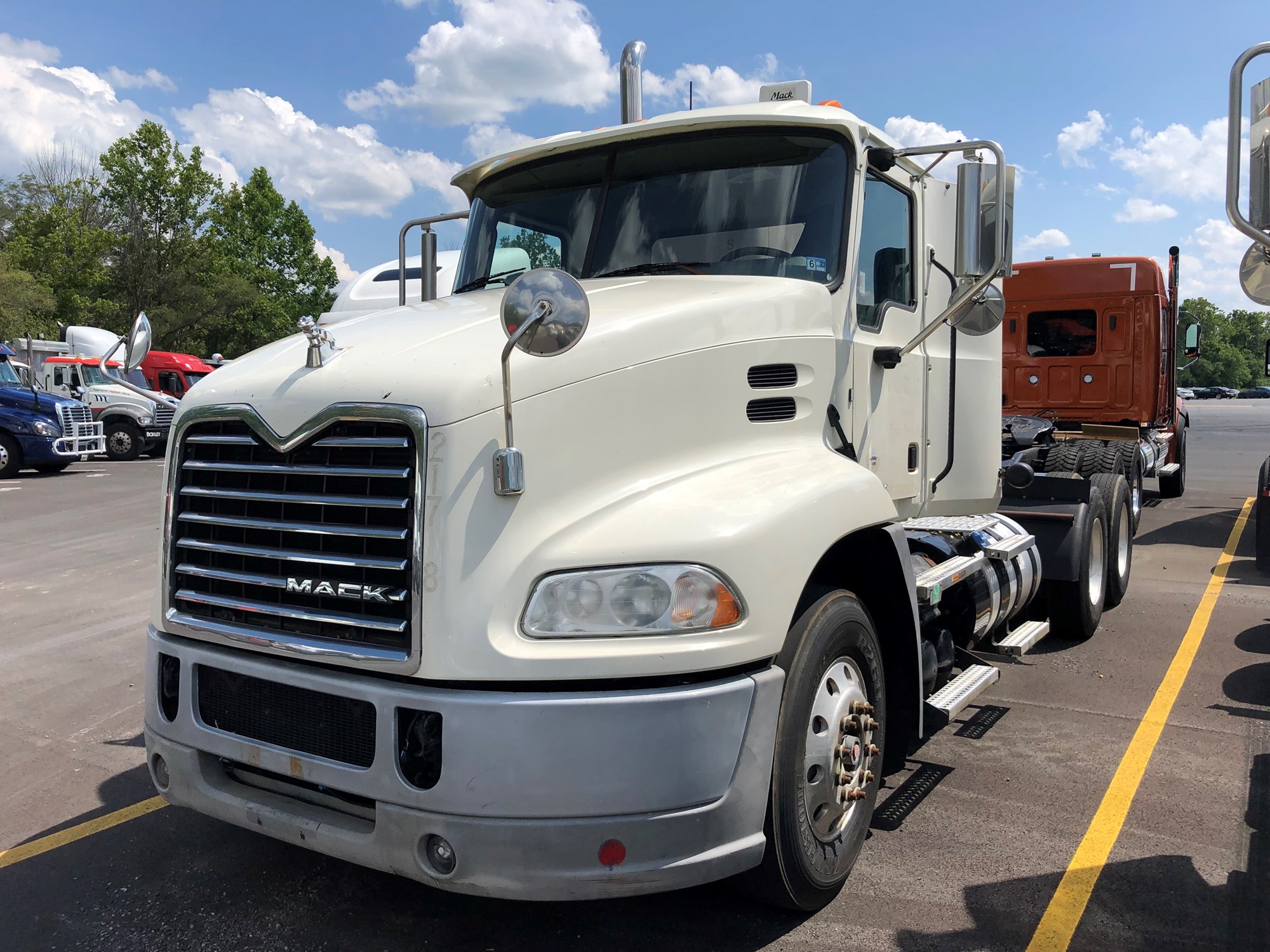 2006 MACK CV700 - Excel Truck Group