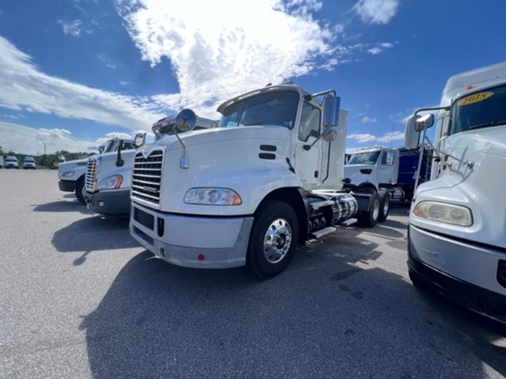 2015 MACK 600 - Excel Truck Group