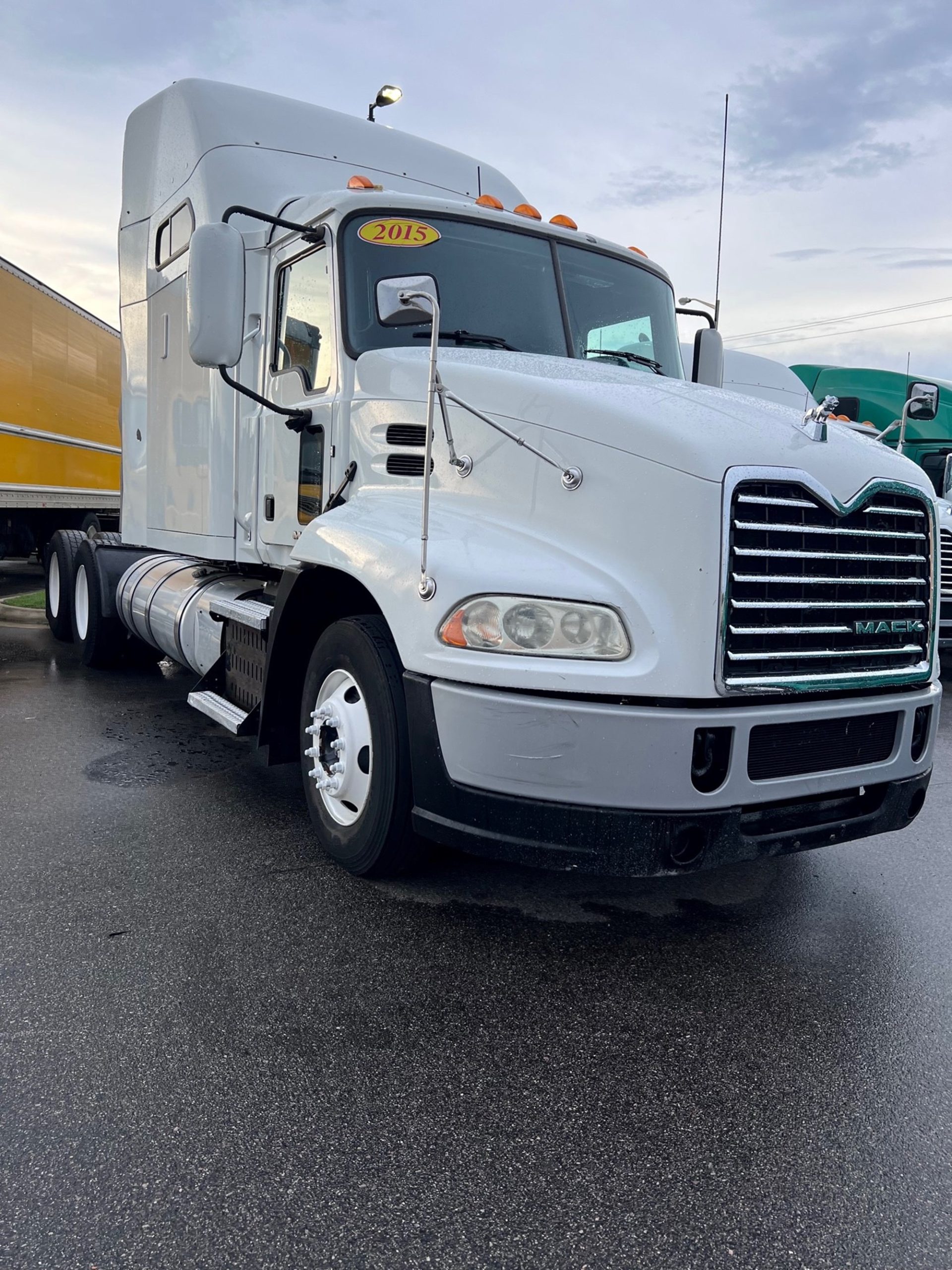 2013 PETERBILT 386 - Excel Truck Group