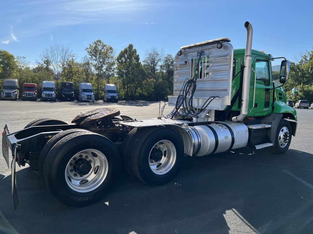 2013 Mack CXU613 - Excel Truck Group