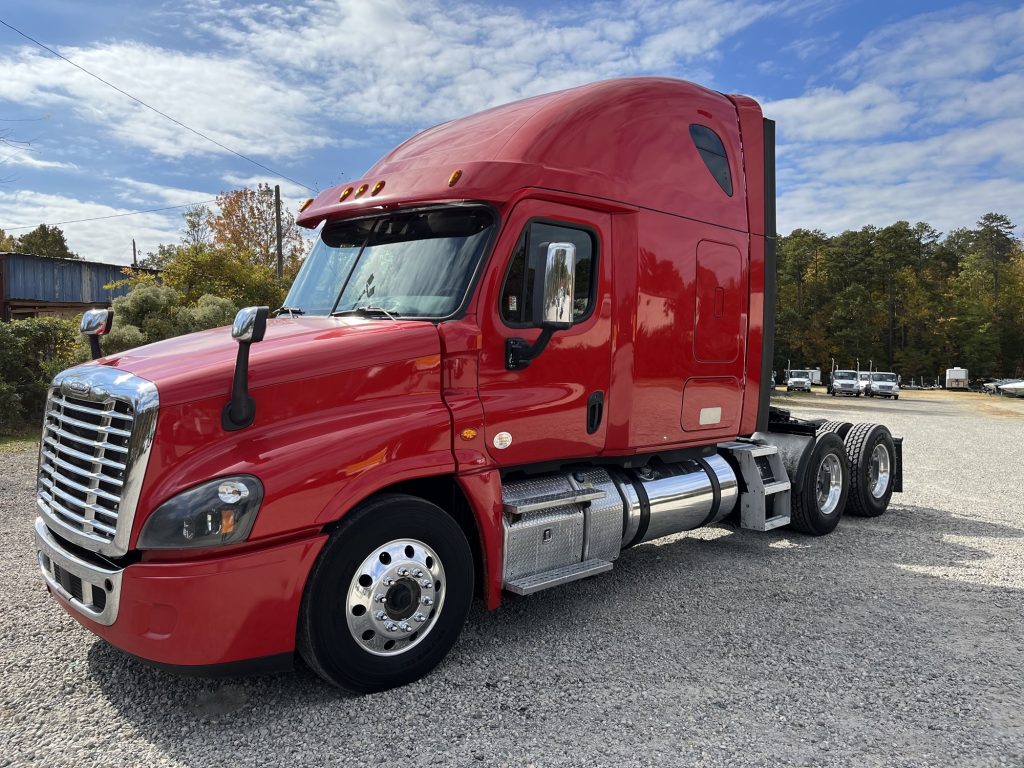 2018 FREIGHTLINER CASCADIA 125 - Excel Truck Group
