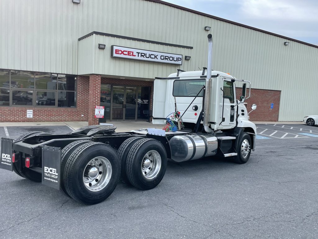 2015 MACK CXU613 - Excel Truck Group
