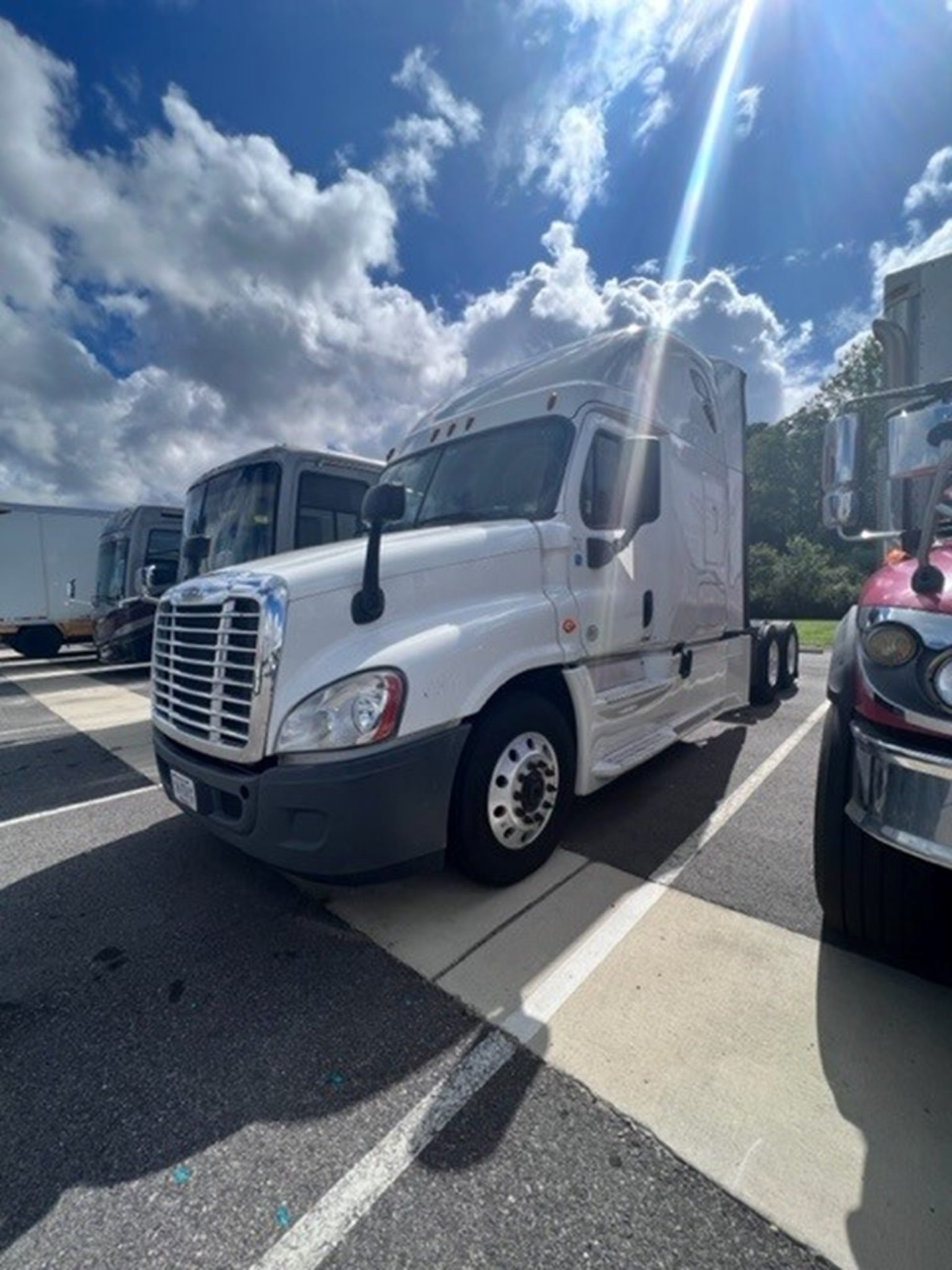2020 Freightliner Cascadia 126 - Excel Truck Group