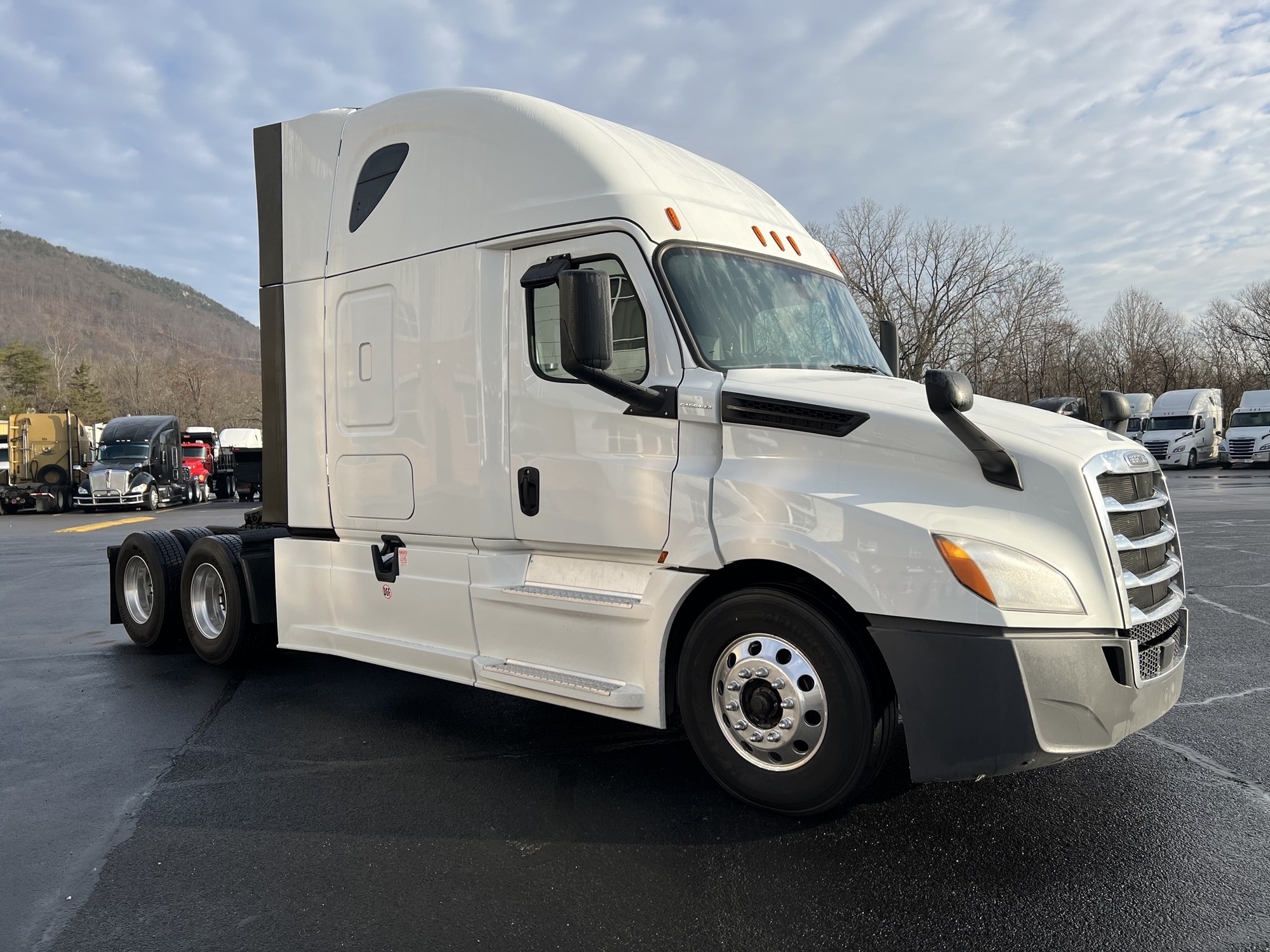 Charlotte Inventory - Excel Truck Group