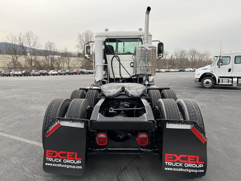 2016 MACK 600 - Excel Truck Group