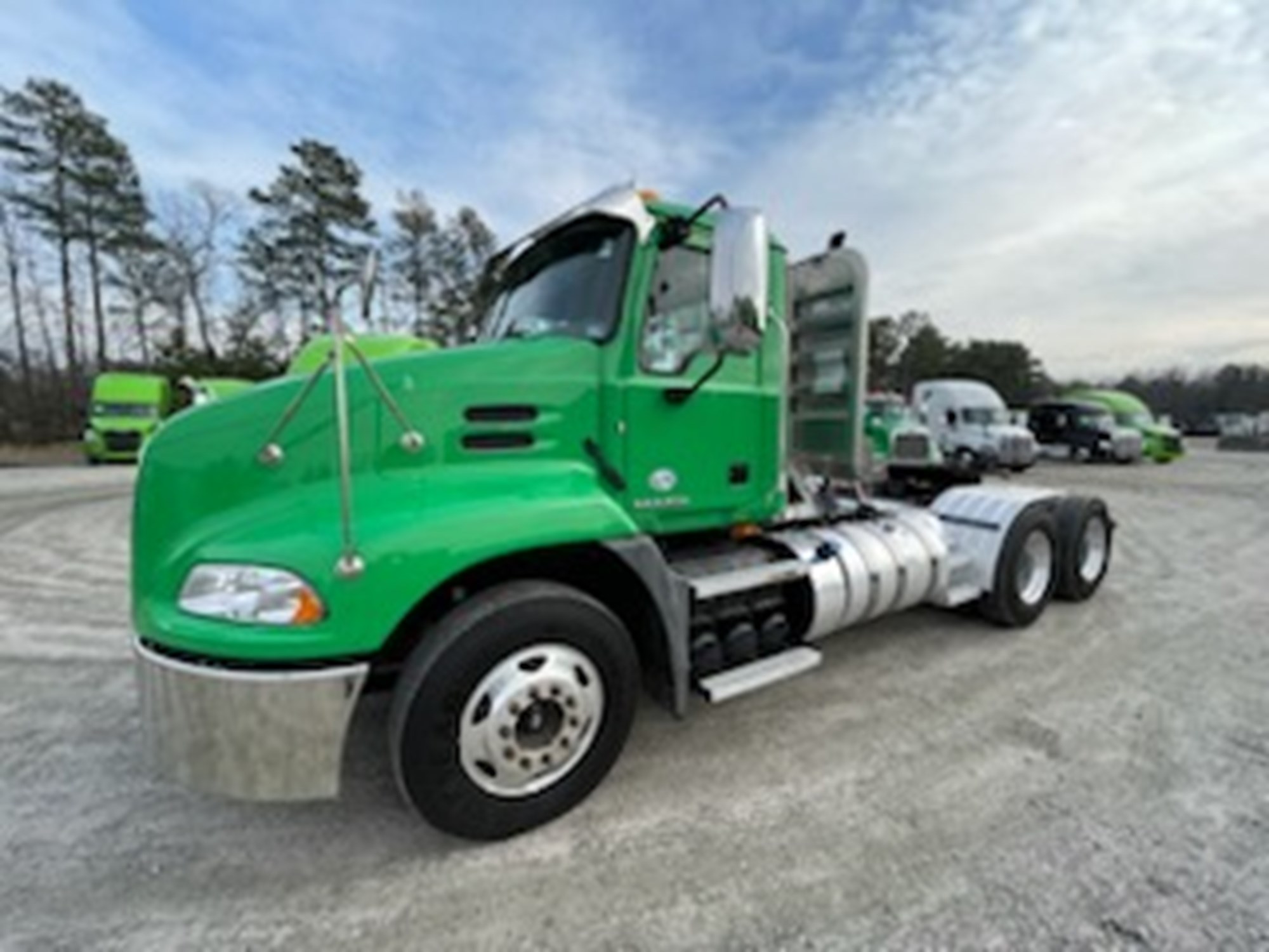 2011 Mack CXU613 - Excel Truck Group