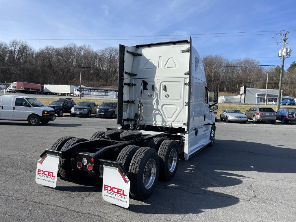 2018 Freightliner Cascadia 126 - Excel Truck Group