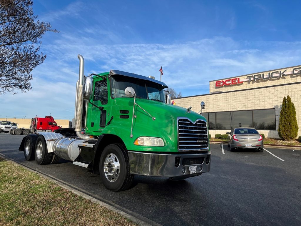 2016 Mack CXU613 - Excel Truck Group