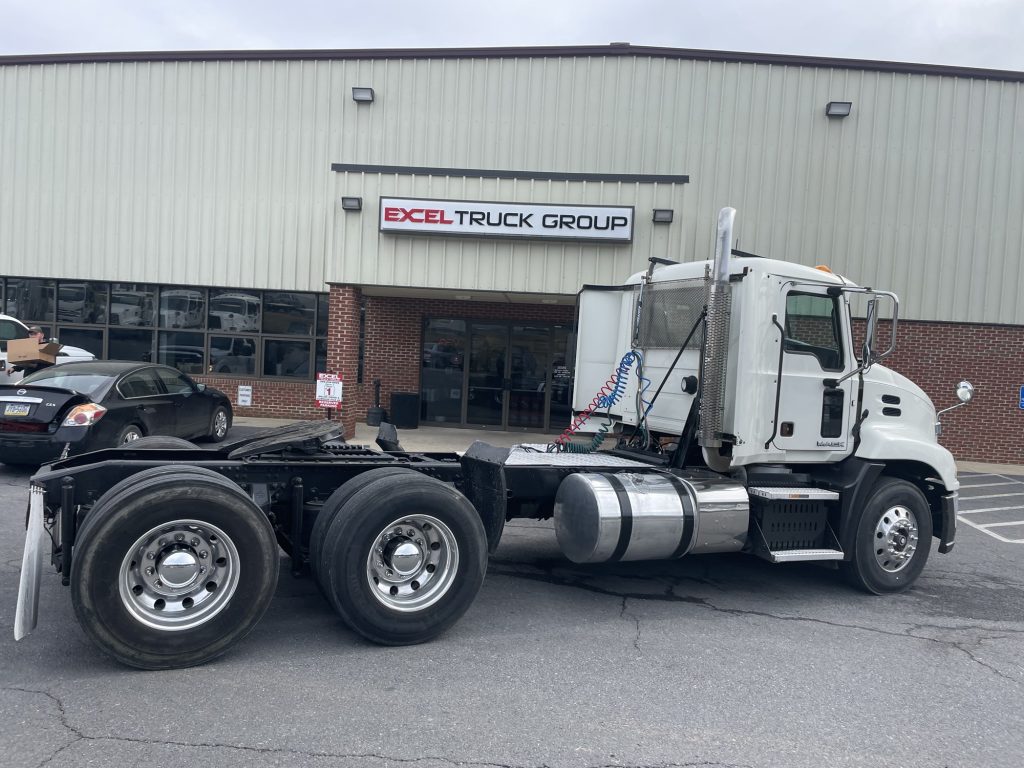 2015 Mack CXU613 - Excel Truck Group