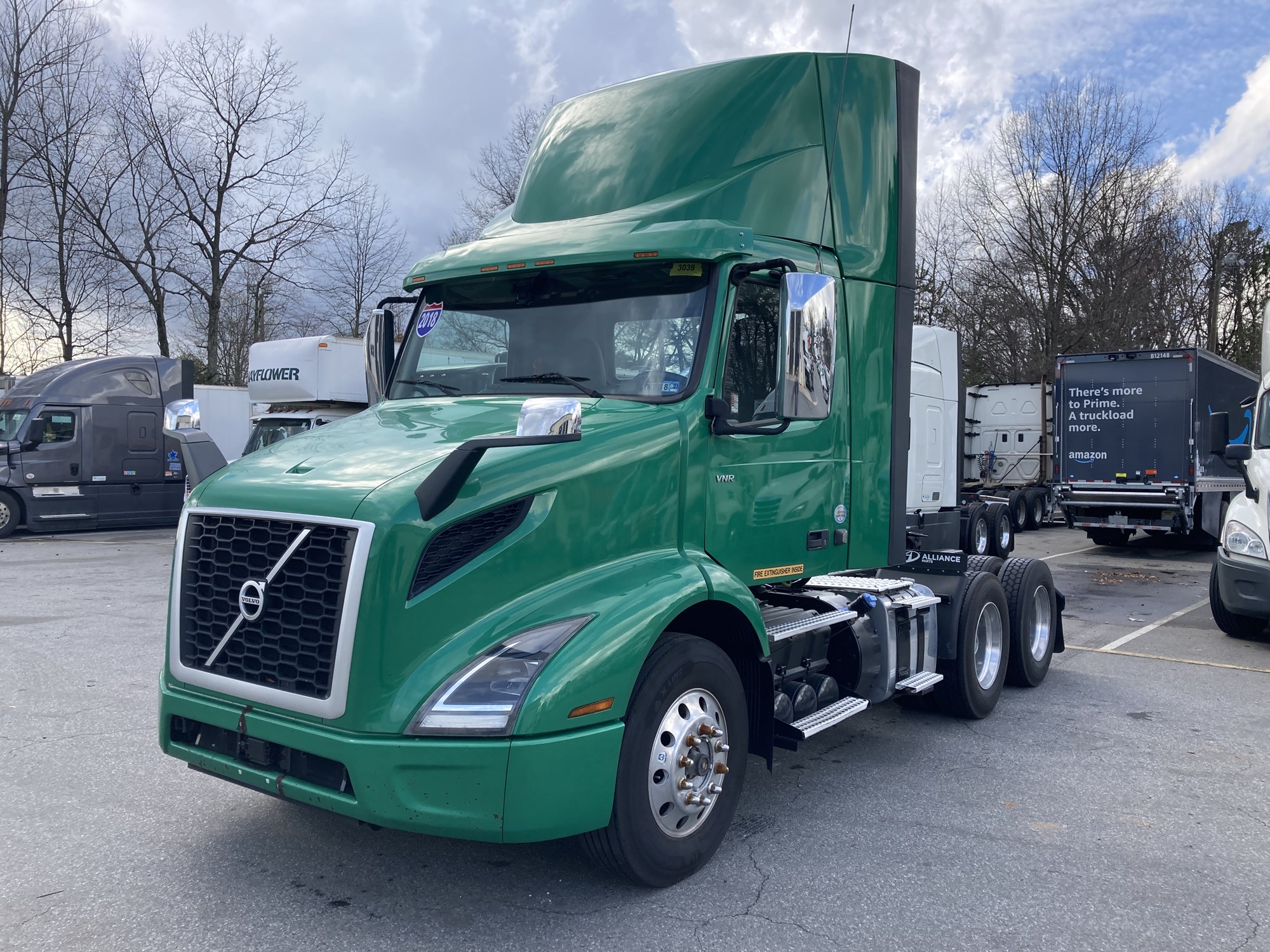 2022 Volvo 670 Truck Tractor